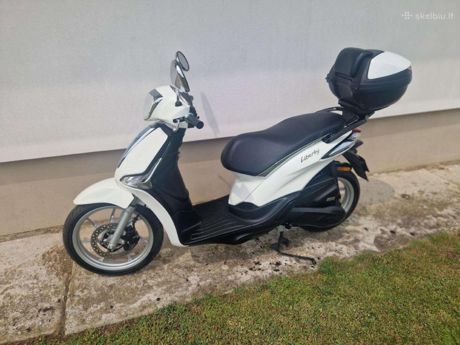 White Piaggio Liberty 2025 in Kedainiai, with an engine capacity of 49.00 L and mileage of 23 thousand km for 2800 €, photo 1 on AUTOMOTO.COM.LV