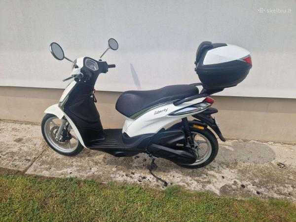 Balts Piaggio Liberty 2025 Kėdainiai, ar dzinēja tilpumu 49.00 L un nobraukumu 23 tūkst. km par 2800 €, foto 7 vietnē AUTOMOTO.COM.LV