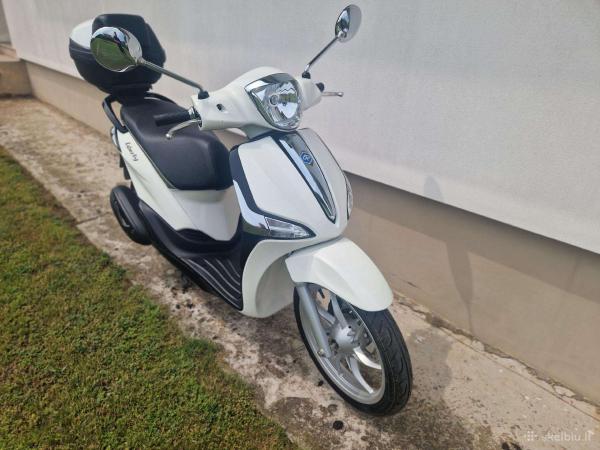 Balts Piaggio Liberty 2025 Kėdainiai, ar dzinēja tilpumu 49.00 L un nobraukumu 23 tūkst. km par 2800 €, foto 8 vietnē AUTOMOTO.COM.LV