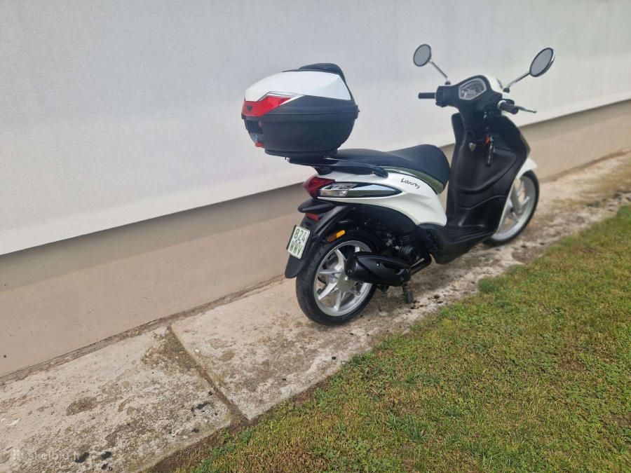 White Piaggio Liberty 2025 in Kedainiai, with an engine capacity of 49.00 L and mileage of 23 thousand km for 2800 €, photo 18 on AUTOMOTO.COM.LV