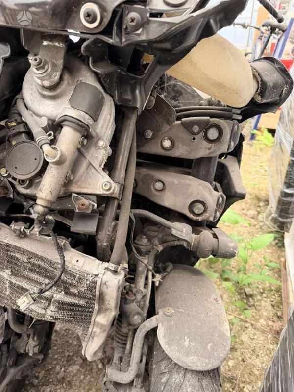 Melns Piaggio MP3 2007 Panevēža, ar dzinēja tilpumu 0.13 L un nobraukumu 18 tūkst. km par 490 €, foto 5 vietnē AUTOMOTO.COM.LV