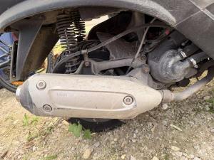 Melns Piaggio MP3 2007 Panevēža, ar dzinēja tilpumu 0.13 L un nobraukumu 18 tūkst. km par 490 €, foto 16 vietnē AUTOMOTO.COM.LV