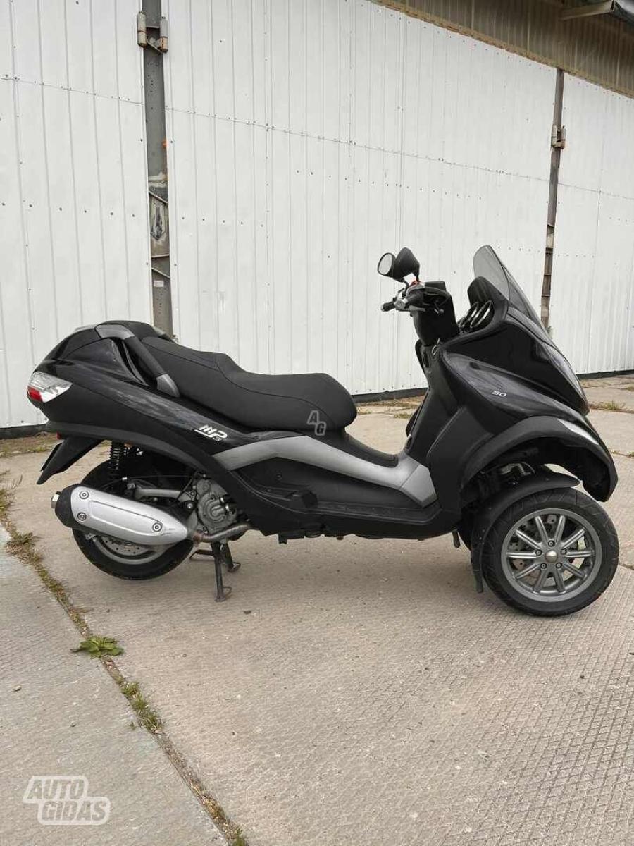Black Piaggio MP3 2009 in Vilnius, with an engine capacity of 0.25 L and mileage of 8 thousand km for 2200 €, photo 8 on AUTOMOTO.COM.LV