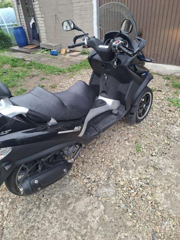 Черный Piaggio MP3 2009 в Паневежис, объемом двигателя 0.25 л и пробегом 25 тыс. км за 1800 €, фото 1 на AUTOMOTO.COM.LV