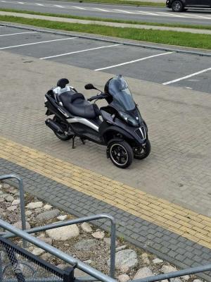 Черный Piaggio MP3 2009 в Паневежис, объемом двигателя 0.25 л и пробегом 25 тыс. км за 1800 €, фото 4 на AUTOMOTO.COM.LV