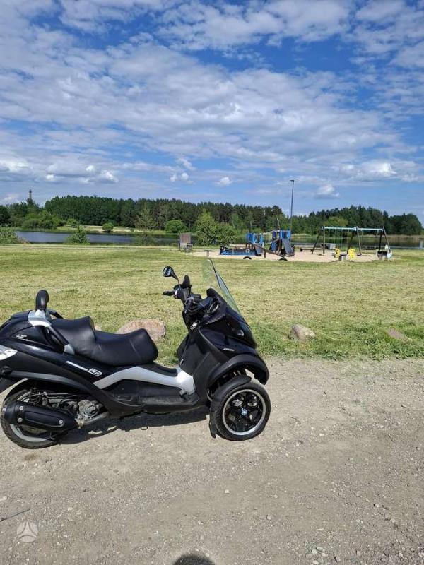 Черный Piaggio MP3 2009 в Паневежис, объемом двигателя 0.25 л и пробегом 25 тыс. км за 1800 €, фото 5 на AUTOMOTO.COM.LV