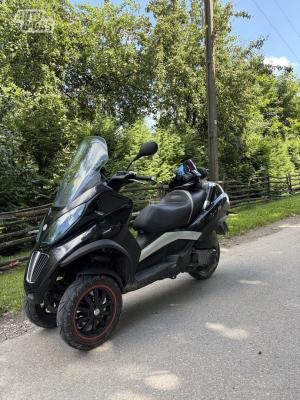 Black Piaggio MP3 2009 in Vilnius, with an engine capacity of 0.25 L and mileage of 38 thousand km for 1400 €, photo 4 on AUTOMOTO.COM.LV