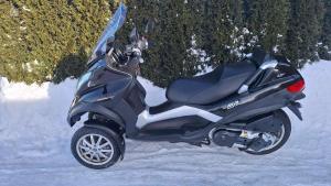 Black Piaggio MP3 2011 in Kaunas, with an engine capacity of 0.50 L and mileage of 22 thousand km for 2400 €, photo 5 on AUTOMOTO.COM.LV