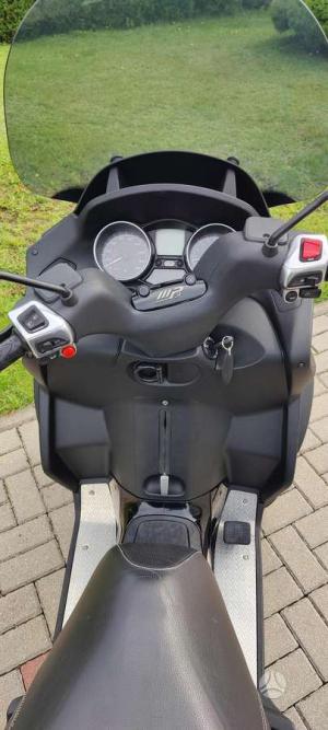 Black Piaggio MP3 2012 in Taurage, with an engine capacity of 0.50 L and mileage of 22 thousand km for 2900 €, photo 7 on AUTOMOTO.COM.LV