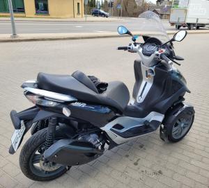 Black Piaggio MP3 2014 in Utena, with an engine capacity of 0.30 L and mileage of 33 thousand km for 1950 €, photo 7 on AUTOMOTO.COM.LV