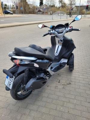 Black Piaggio MP3 2014 in Utena, with an engine capacity of 0.30 L and mileage of 33 thousand km for 1950 €, photo 13 on AUTOMOTO.COM.LV