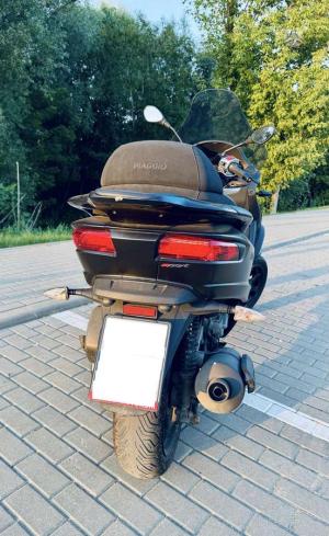 Black Piaggio MP3 2015 in Vilnius, with an engine capacity of 0.50 L and mileage of 23 thousand km for 3250 €, photo 4 on AUTOMOTO.COM.LV