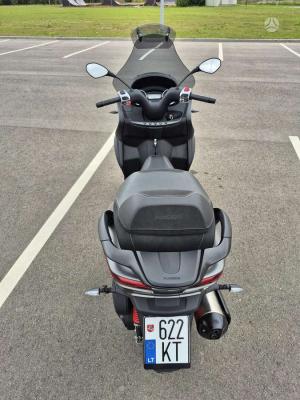 Черный Piaggio MP3 2018 в Клайпеда, объемом двигателя 0.49 л и пробегом 22 тыс. км за 4200 €, фото 3 на AUTOMOTO.COM.LV