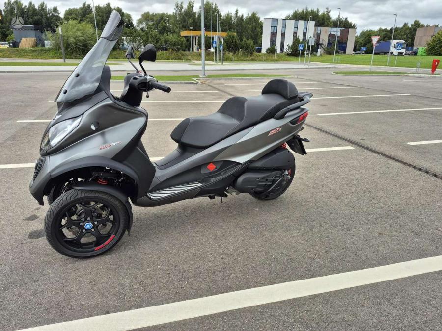 Черный Piaggio MP3 2018 в Клайпеда, объемом двигателя 0.49 л и пробегом 22 тыс. км за 4200 €, фото 15 на AUTOMOTO.COM.LV