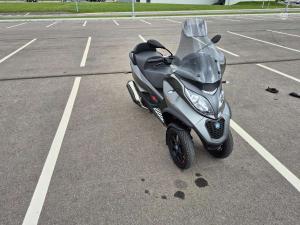 Черный Piaggio MP3 2018 в Клайпеда, объемом двигателя 0.49 л и пробегом 22 тыс. км за 4200 €, фото 24 на AUTOMOTO.COM.LV