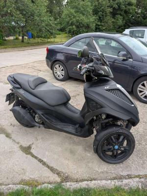Black Piaggio MP3 2018 in Klaipeda, with an engine capacity of 0.30 L and mileage of 45 thousand km for 2600 €, photo 6 on AUTOMOTO.COM.LV