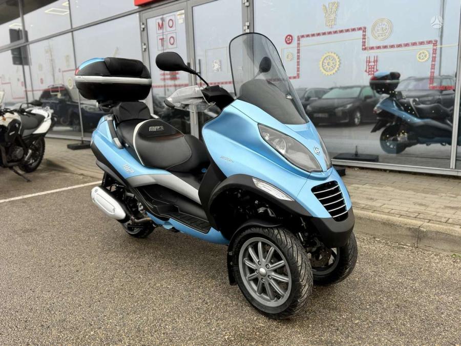 Zils Piaggio MP3 2007 Viļņa, ar dzinēja tilpumu 0.25 L un nobraukumu 19 tūkst. km par 2199 €, foto 6 vietnē AUTOMOTO.COM.LV