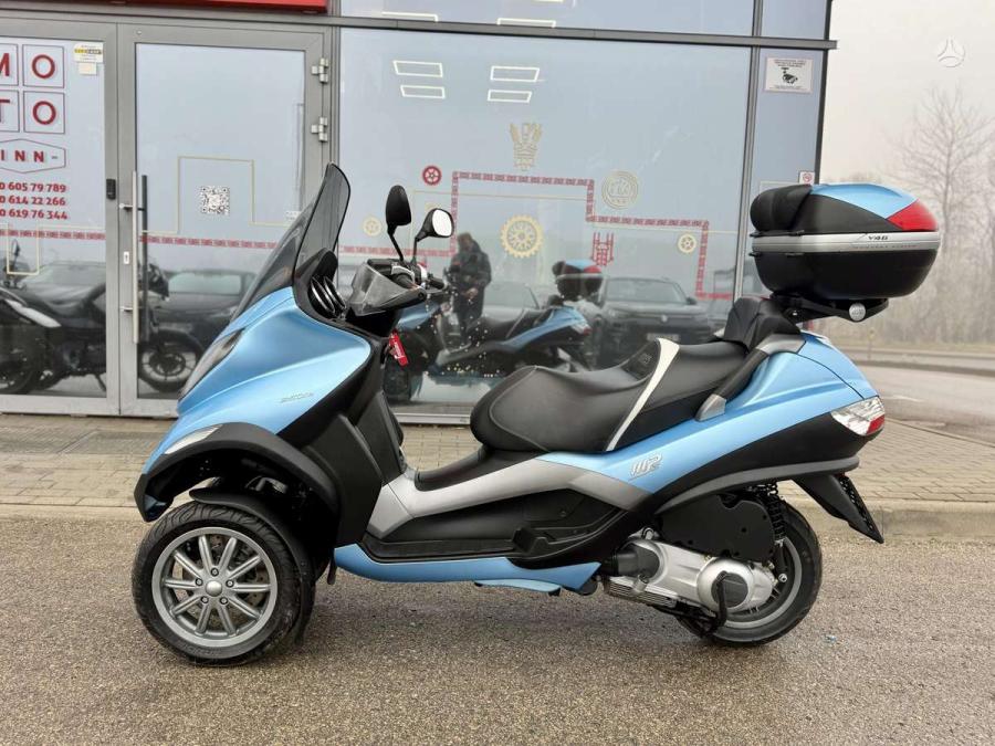 Zils Piaggio MP3 2007 Viļņa, ar dzinēja tilpumu 0.25 L un nobraukumu 19 tūkst. km par 2199 €, foto 10 vietnē AUTOMOTO.COM.LV