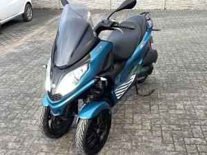 Zils Piaggio MP3 2020 Šilalė, ar dzinēja tilpumu 0.30 L un nobraukumu 9 tūkst. km par 3200 €, foto 2 vietnē AUTOMOTO.COM.LV