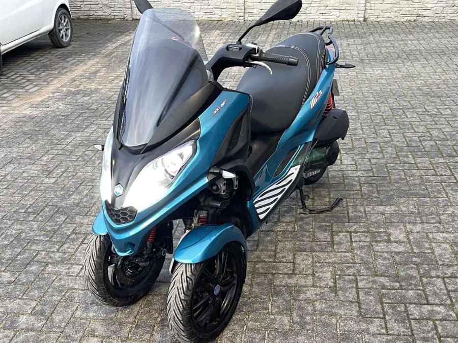 Zils Piaggio MP3 2020 Šilalė, ar dzinēja tilpumu 0.30 L un nobraukumu 9 tūkst. km par 3200 €, foto 2 vietnē AUTOMOTO.COM.LV