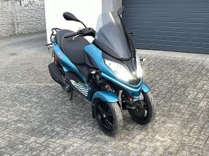 Zils Piaggio MP3 2020 Šilalė, ar dzinēja tilpumu 0.30 L un nobraukumu 9 tūkst. km par 3200 €, foto 4 vietnē AUTOMOTO.COM.LV