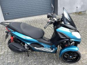 Zils Piaggio MP3 2020 Šilalė, ar dzinēja tilpumu 0.30 L un nobraukumu 9 tūkst. km par 3200 €, foto 5 vietnē AUTOMOTO.COM.LV