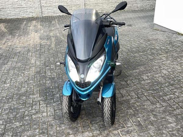 Zils Piaggio MP3 2020 Šilalė, ar dzinēja tilpumu 0.30 L un nobraukumu 9 tūkst. km par 3200 €, foto 9 vietnē AUTOMOTO.COM.LV
