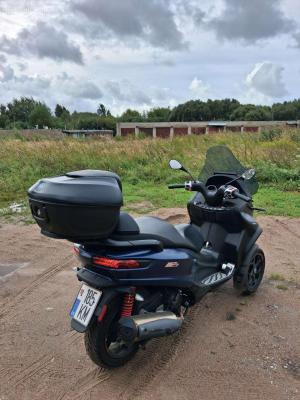 Blue Piaggio MP3 2021 in Klaipeda, with an engine capacity of 0.50 L and mileage of 26 thousand km for 5500 €, photo 4 on AUTOMOTO.COM.LV