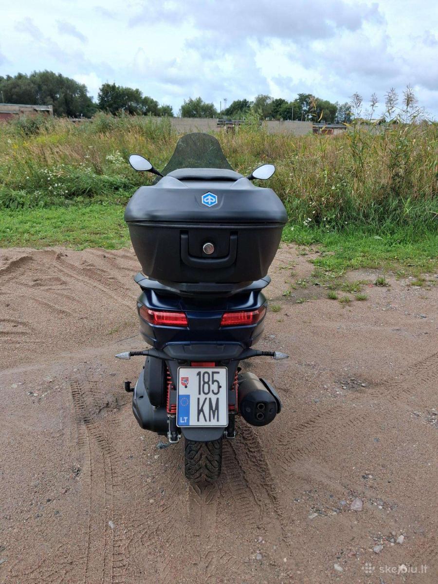 Blue Piaggio MP3 2021 in Klaipeda, with an engine capacity of 0.50 L and mileage of 26 thousand km for 5500 €, photo 5 on AUTOMOTO.COM.LV