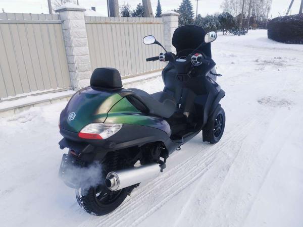 Зеленый Piaggio MP3 2009 в Юрбаркас, объемом двигателя 0.40 л и пробегом 42 тыс. км за 1600 €, фото 5 на AUTOMOTO.COM.LV
