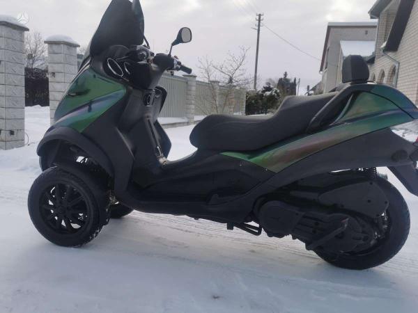 Зеленый Piaggio MP3 2009 в Юрбаркас, объемом двигателя 0.40 л и пробегом 42 тыс. км за 1600 €, фото 9 на AUTOMOTO.COM.LV