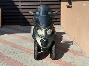 Green Piaggio MP3 2017 in Taurage, with an engine capacity of 0.50 L and mileage of 15 thousand km for 3300 €, photo 3 on AUTOMOTO.COM.LV
