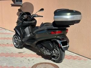 Green Piaggio MP3 2017 in Taurage, with an engine capacity of 0.50 L and mileage of 15 thousand km for 3300 €, photo 9 on AUTOMOTO.COM.LV