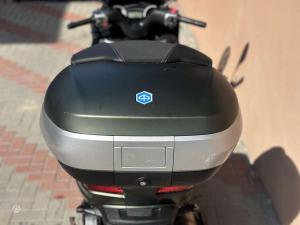 Green Piaggio MP3 2017 in Taurage, with an engine capacity of 0.50 L and mileage of 15 thousand km for 3300 €, photo 13 on AUTOMOTO.COM.LV