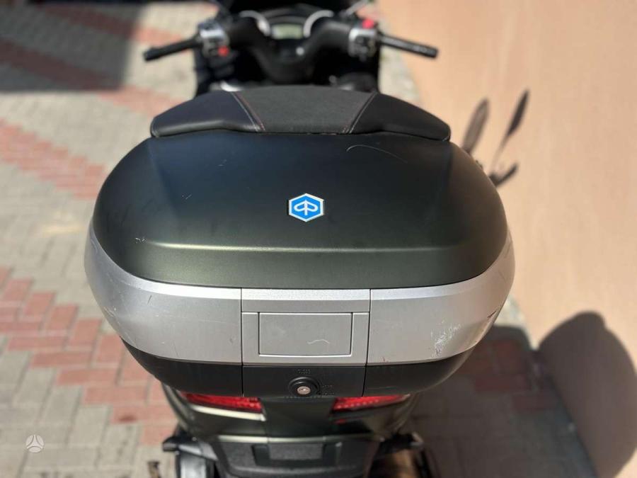 Green Piaggio MP3 2017 in Taurage, with an engine capacity of 0.50 L and mileage of 15 thousand km for 3300 €, photo 13 on AUTOMOTO.COM.LV