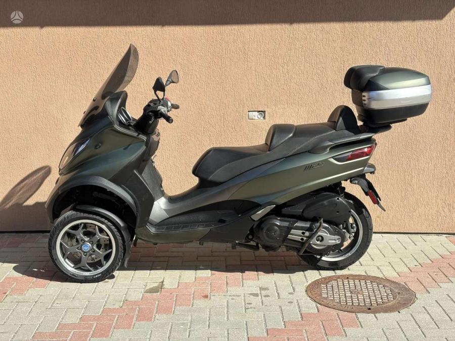 Green Piaggio MP3 2017 in Taurage, with an engine capacity of 0.50 L and mileage of 15 thousand km for 3200 €, photo 5 on AUTOMOTO.COM.LV
