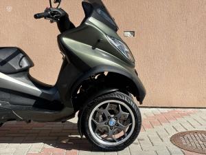 Green Piaggio MP3 2017 in Taurage, with an engine capacity of 0.50 L and mileage of 15 thousand km for 3200 €, photo 10 on AUTOMOTO.COM.LV