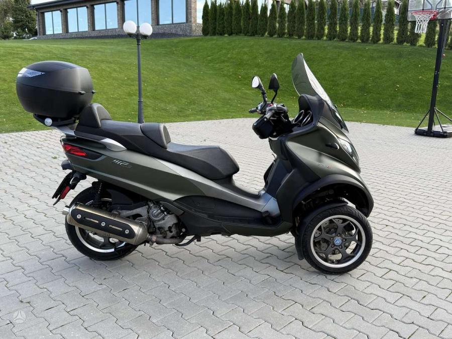 Green Piaggio MP3 2018 in Vilnius, with an engine capacity of 0.50 L and mileage of 14 thousand km for 4950 €, photo 11 on AUTOMOTO.COM.LV