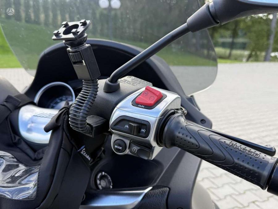 Green Piaggio MP3 2018 in Vilnius, with an engine capacity of 0.50 L and mileage of 14 thousand km for 4950 €, photo 17 on AUTOMOTO.COM.LV