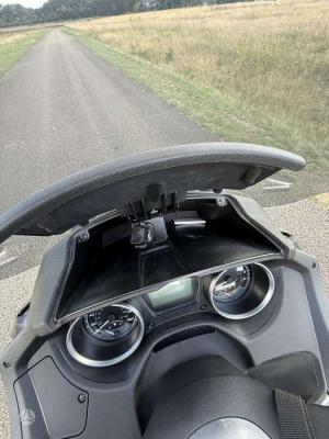 Green Piaggio MP3 2018 in Vilnius, with an engine capacity of 0.50 L and mileage of 14 thousand km for 4950 €, photo 23 on AUTOMOTO.COM.LV