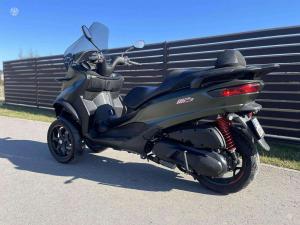 Green Piaggio MP3 2019 in Taurage, with an engine capacity of 0.35 L and mileage of 22 thousand km for 4100 €, photo 4 on AUTOMOTO.COM.LV