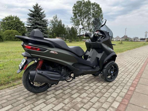 Зеленый Piaggio MP3 2020 в Таураге, объемом двигателя 0.35 л и пробегом 22 тыс. км за 4300 €, фото 4 на AUTOMOTO.COM.LV
