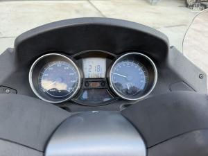 Grey Piaggio MP3 2007 in Kaunas, with an engine capacity of 0.25 L and mileage of 18 thousand km for 900 €, photo 7 on AUTOMOTO.COM.LV