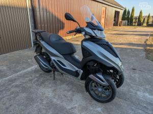 Pelēks Piaggio MP3 2013 Telšiai, ar dzinēja tilpumu 0.30 L un nobraukumu 27 tūkst. km par 2350 €, foto  vietnē AUTOMOTO.COM.LV