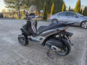 Pelēks Piaggio MP3 2013 Telšiai, ar dzinēja tilpumu 0.30 L un nobraukumu 27 tūkst. km par 2350 €, foto 5 vietnē AUTOMOTO.COM.LV