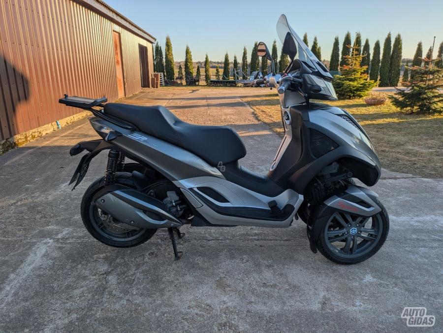 Pelēks Piaggio MP3 2013 Telšiai, ar dzinēja tilpumu 0.30 L un nobraukumu 27 tūkst. km par 2350 €, foto 7 vietnē AUTOMOTO.COM.LV