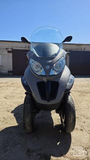 Серый Piaggio MP3 2013 в Ретавас, объемом двигателя 0.50 л и пробегом 39 тыс. км за 3450 €, фото 4 на AUTOMOTO.COM.LV