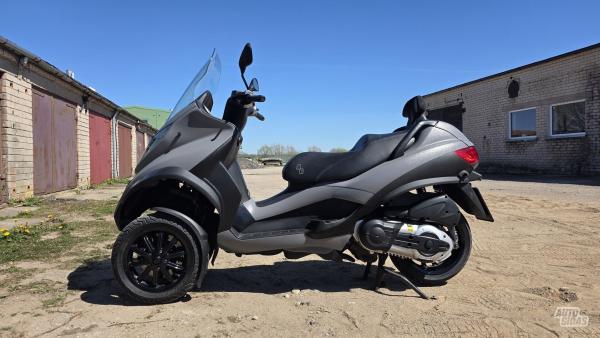 Pelēks Piaggio MP3 2013 Rietavas, ar dzinēja tilpumu 0.50 L un nobraukumu 39 tūkst. km par 3450 €, foto 4 vietnē AUTOMOTO.COM.LV