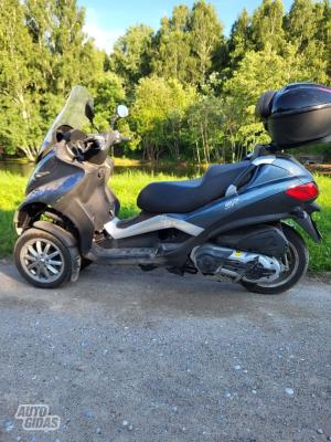 Grey Piaggio MP3 2014 in Klaipeda, with an engine capacity of 0.50 L and mileage of 34 thousand km for 1300 €, photo 6 on AUTOMOTO.COM.LV