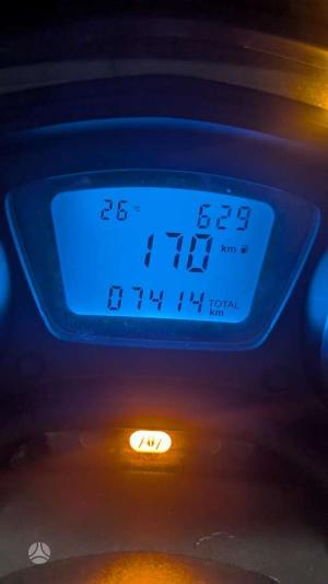 Grey Piaggio MP3 2018 in Kaunas, with an engine capacity of 0.50 L and mileage of 7 thousand km for 5000 €, photo 12 on AUTOMOTO.COM.LV